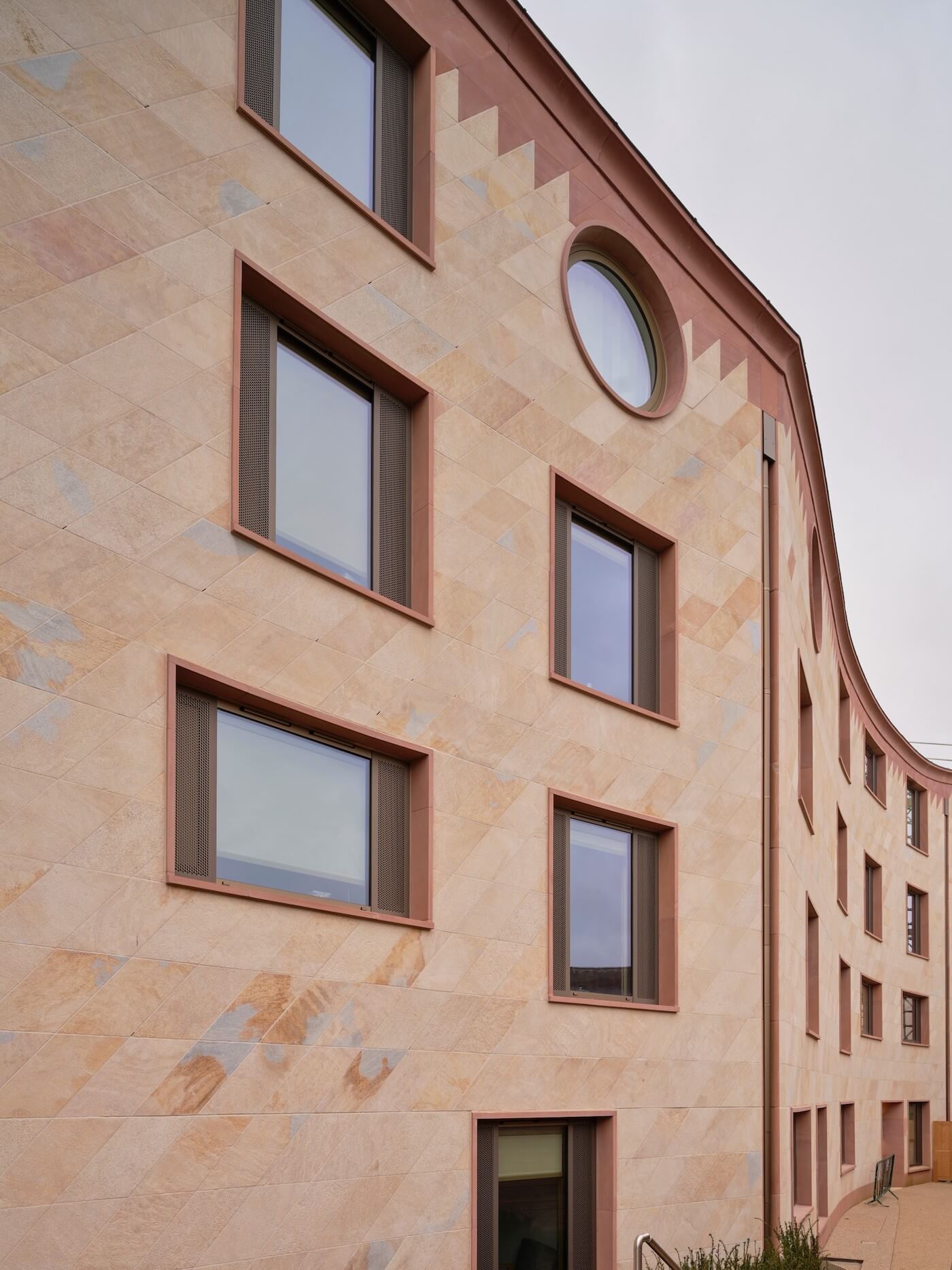 Gradel Quadrangles - Glass Box Facades Limited